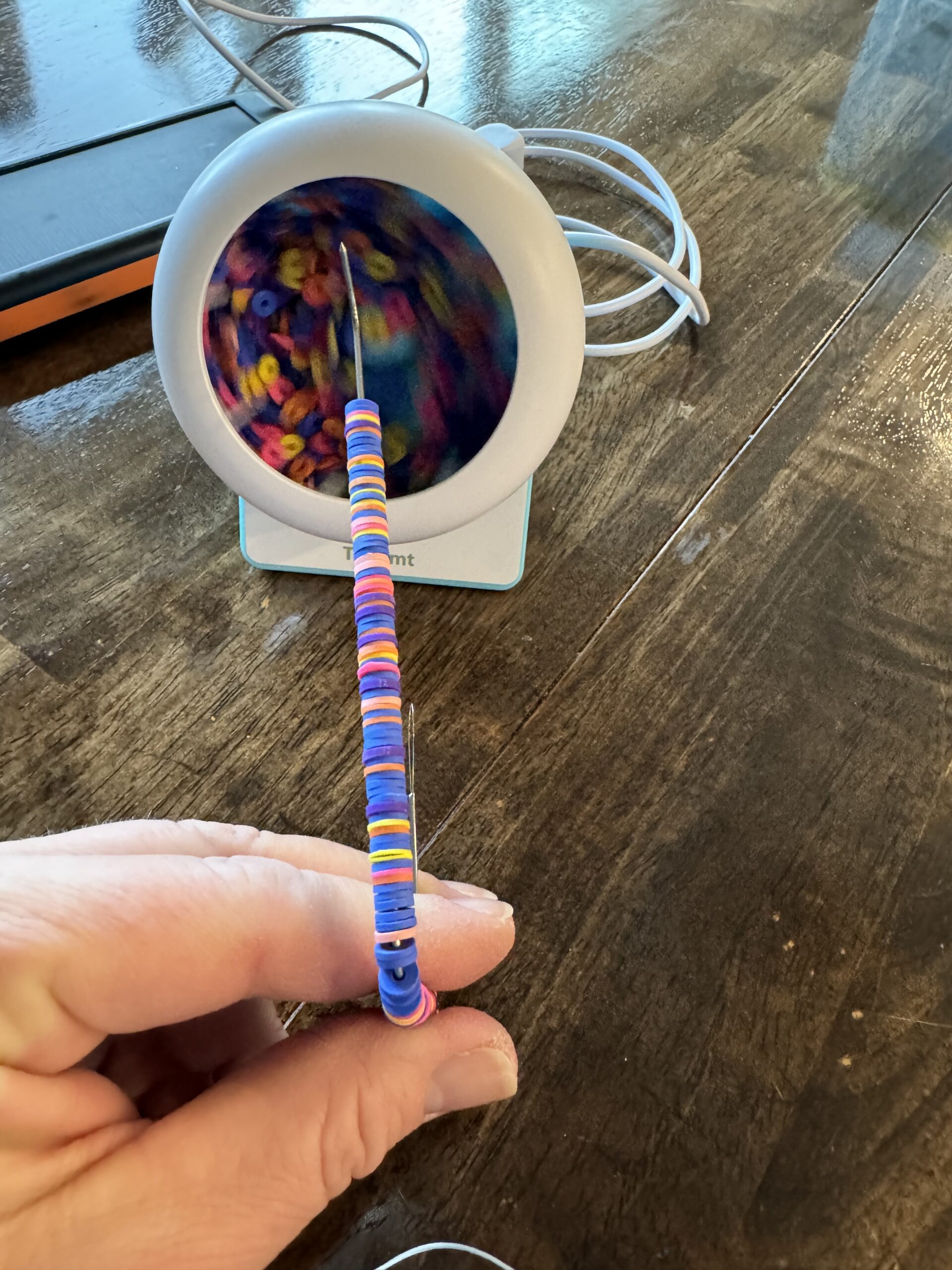 How to use a Clay Bead Spinner to make Unique Bracelets in 10 Easy ...