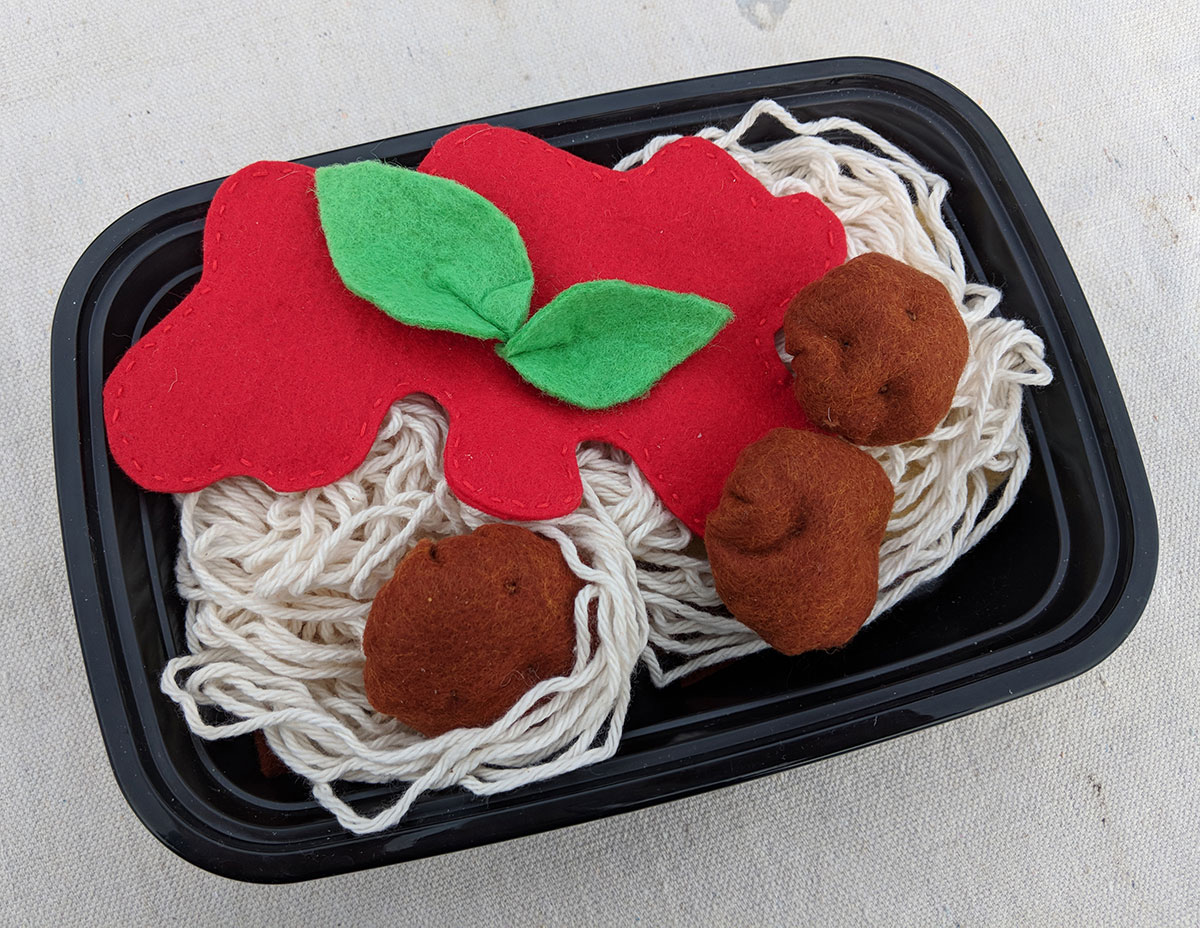 How to Make a Felt Meatball and No-Tangle Spaghetti Play Set | Hawk Hill