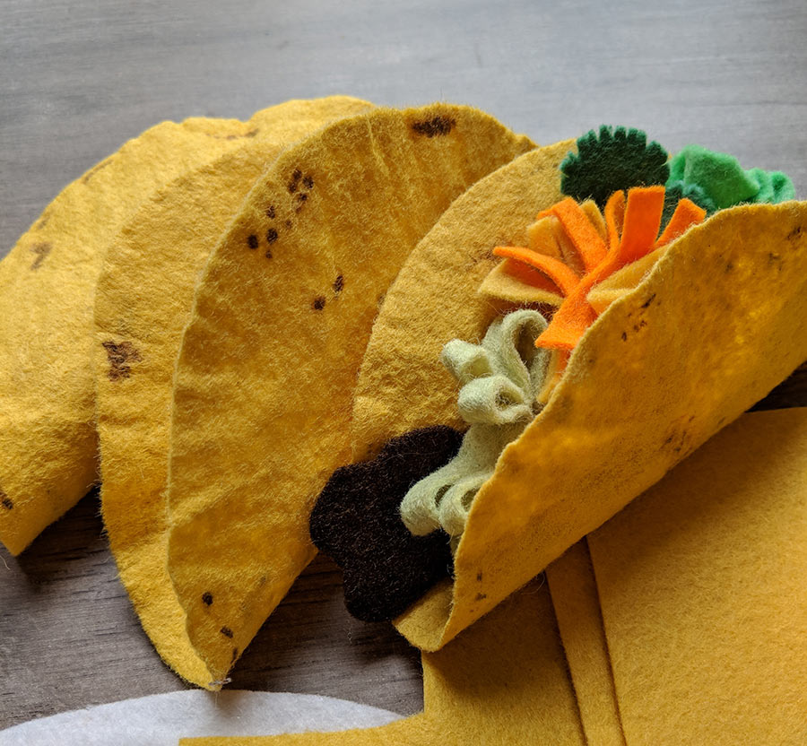 7 Easy Steps to Make a Felt Taco Play Set: Instructions & Free Pattern ...